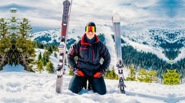 How Should a Ski Jacket Fit? - Clever Skier